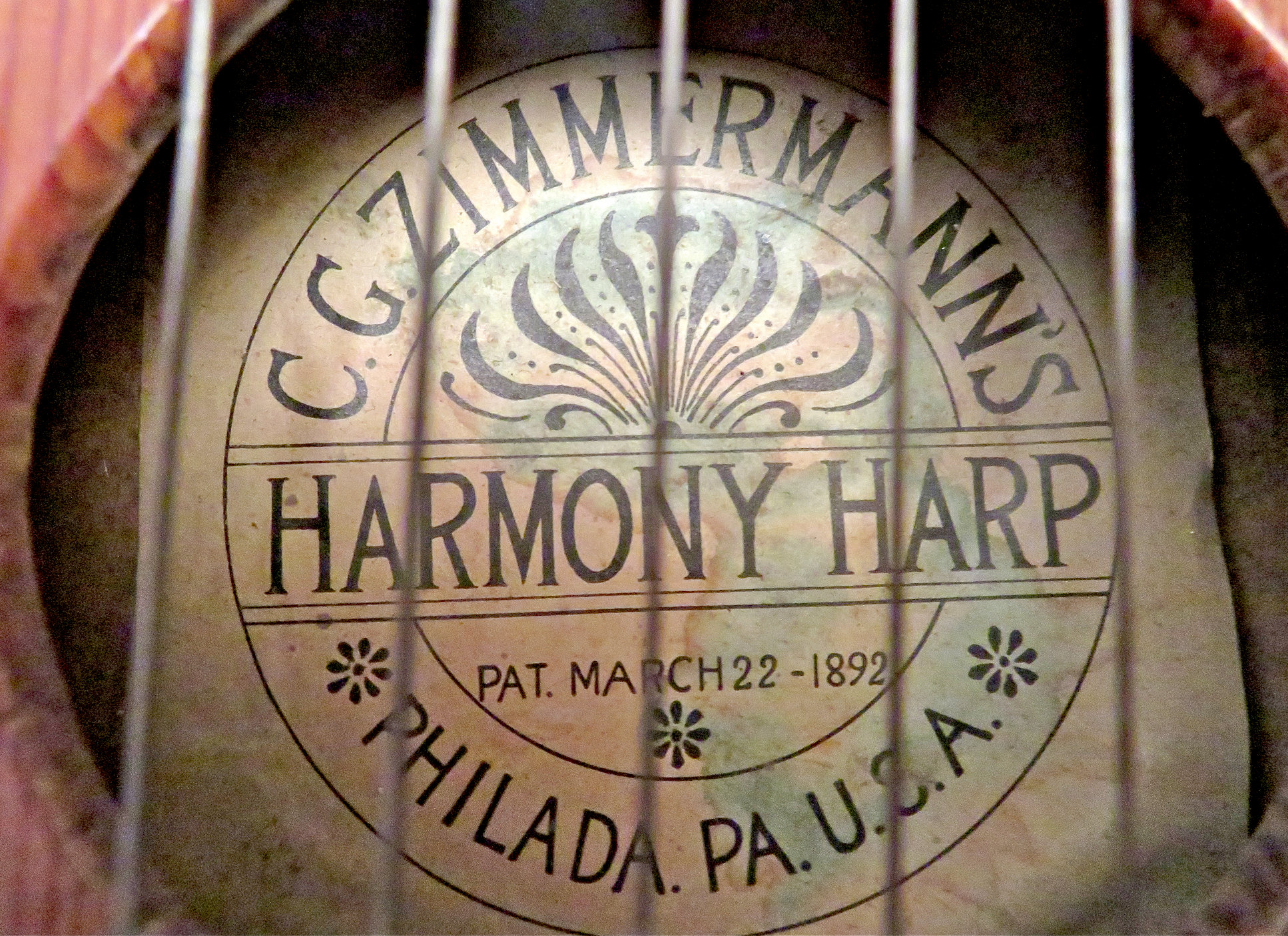 soundhole-label – Loopholes